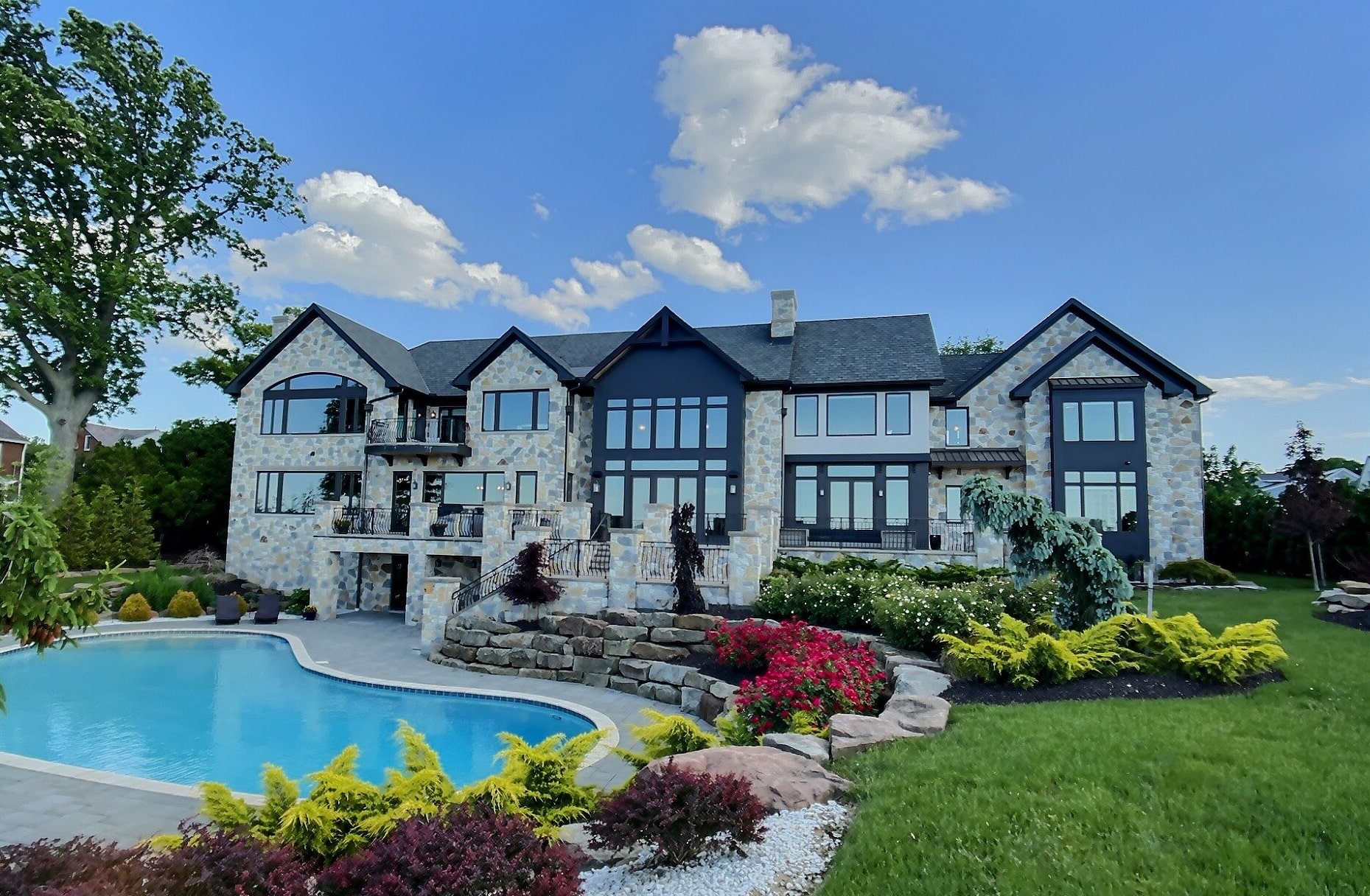 13474 & 13476 Edgewater Drive - Chestnut Hill Realty Inc.