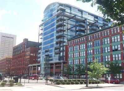 701 W Lakeside Unit #1005 - Chestnut Hill Realty Inc.